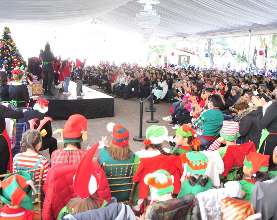 Un Exito, el Musical «Elves on The Shelf a Christmas»; Promueve los ...